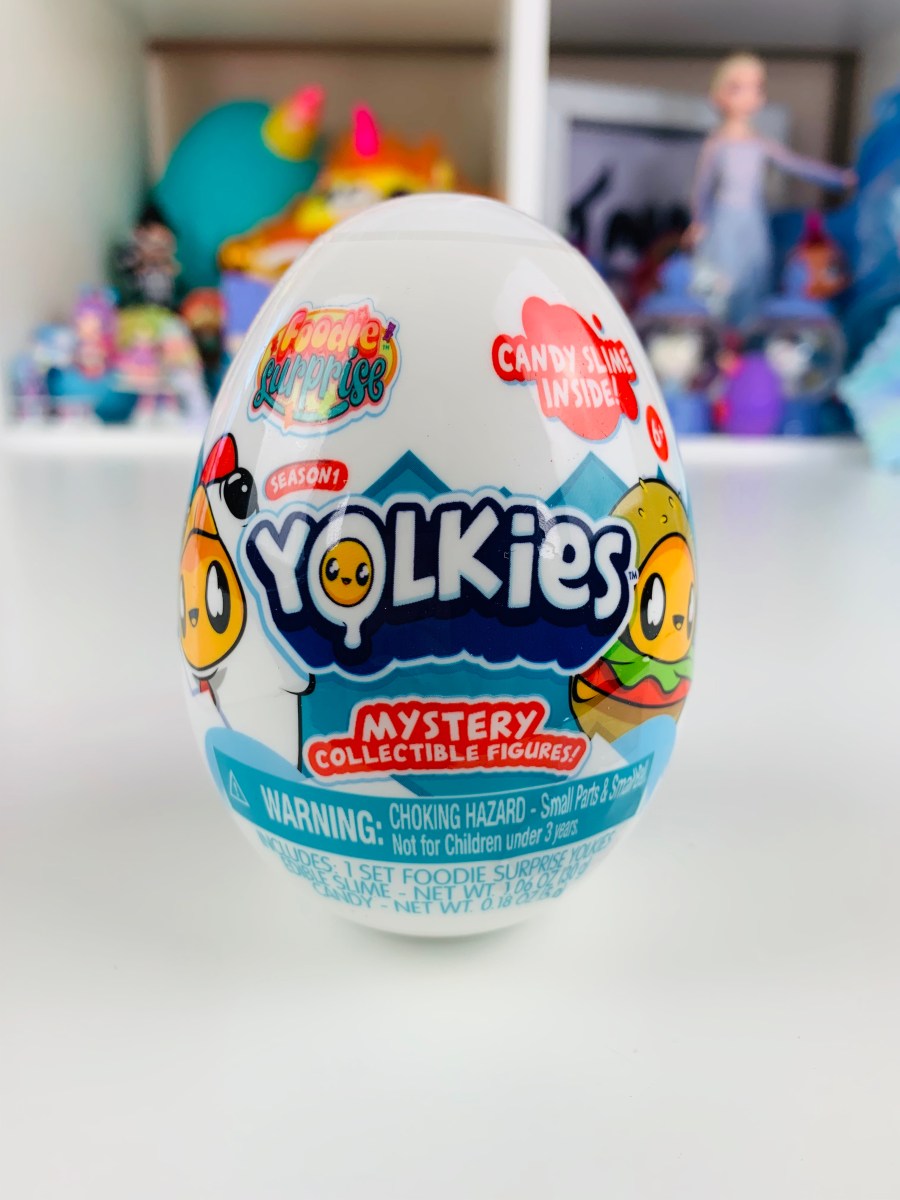 Yolkies by Foodie Surprise – Candy Eggs! – Dream Team Family